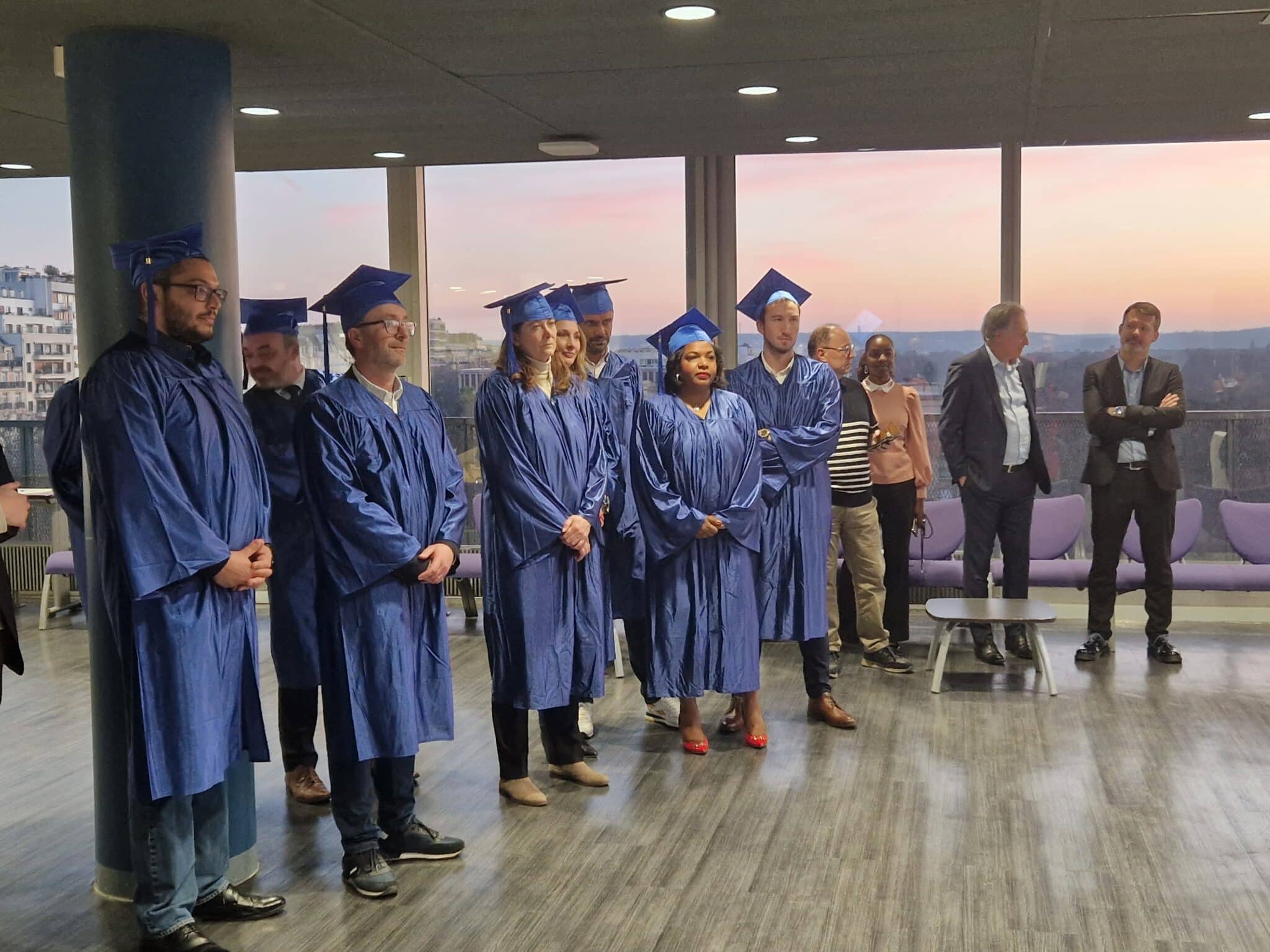 Axa lance Axa Secure GPT, une plateforme d'IA générative sécurisée ...